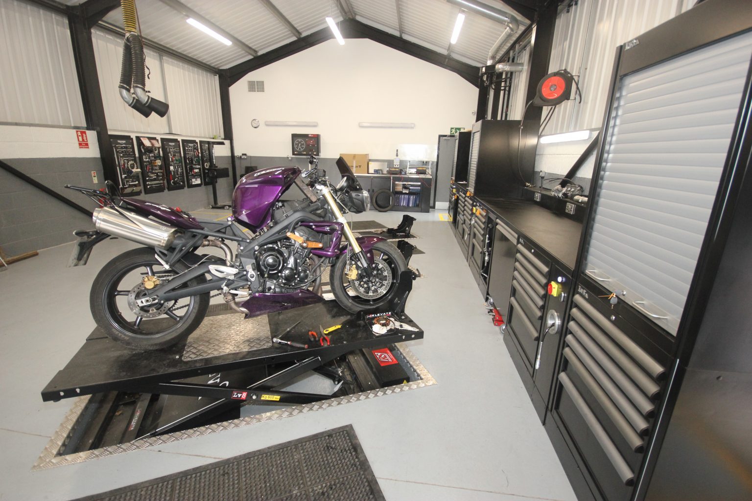 BIg Bike Lift - RS Workshop Equipment